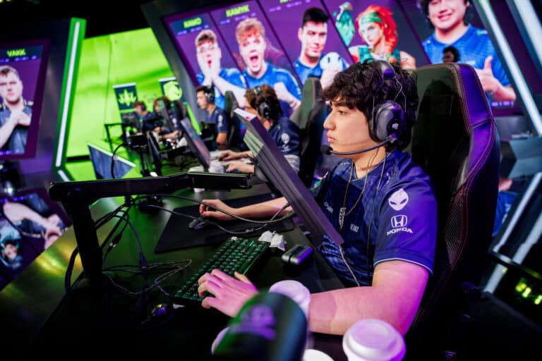 「VCT EMEA 2025 Kickoff」出場選手の使用デバイス・マウス感度一覧 | Valorant News Japan