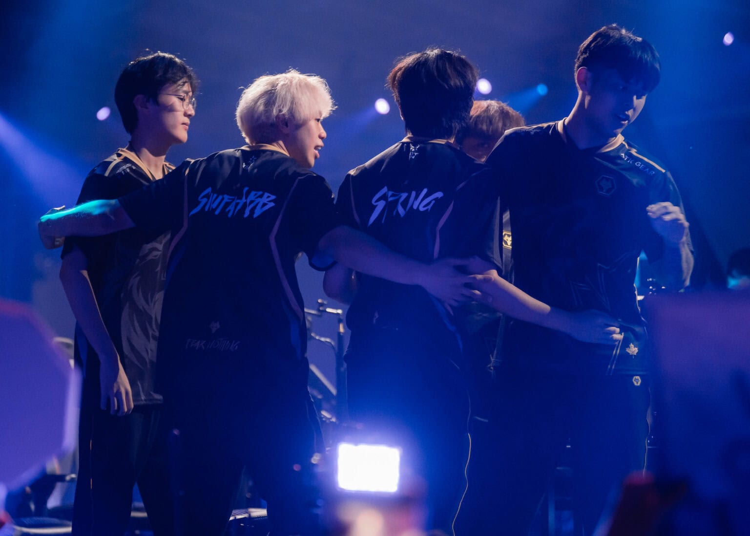 WOL SiuFatBB「自分たちが正しい方向に進んでいると確信できたし、仲間をとても誇りに思う。これからも成長を続け、今回の活躍が一度きりで ...