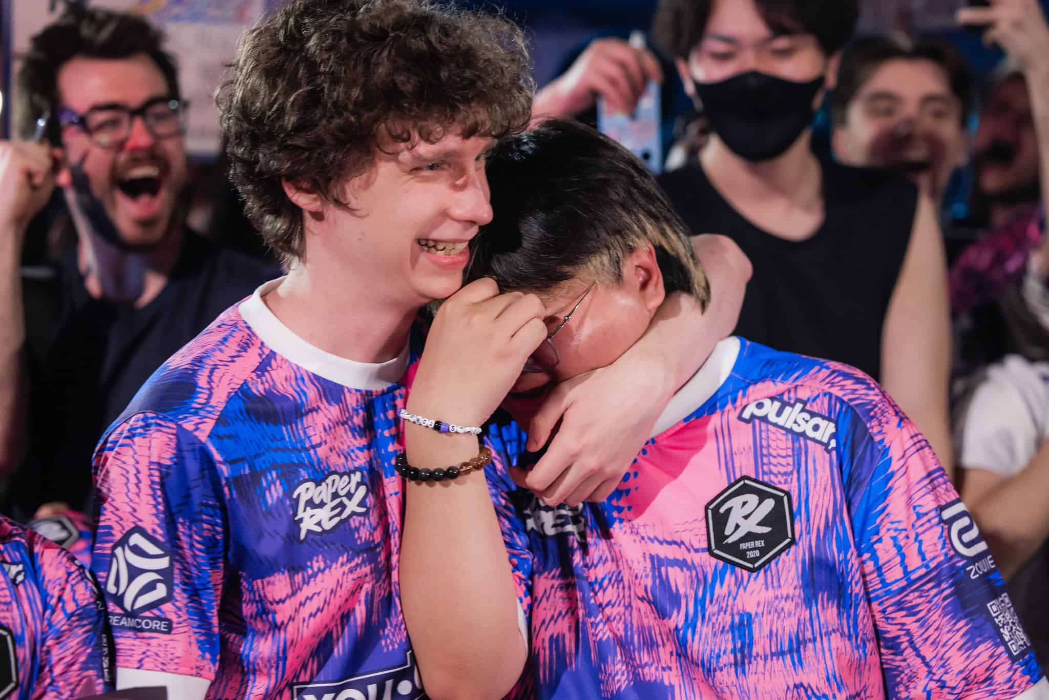 PRX PatMen「加入直後、f0rsakeNが『Pat、いつかトロントへ行こう。僕を信じてくれ』と言ってくれた。あのときの会話を今でも覚え ...