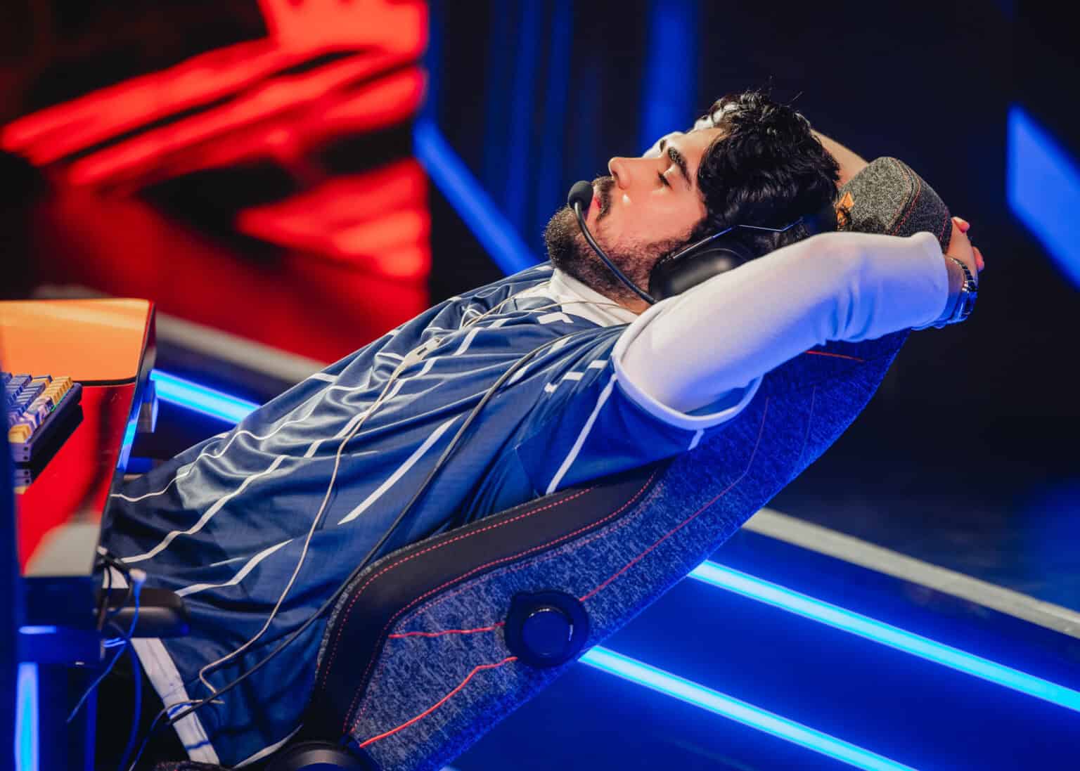 MIBR aspas、「心臓に直接つながる良性の血管腫」が発見されたことを明かす ─「4日半を病院 / ICUで過ごし、手術は大成功だった ...
